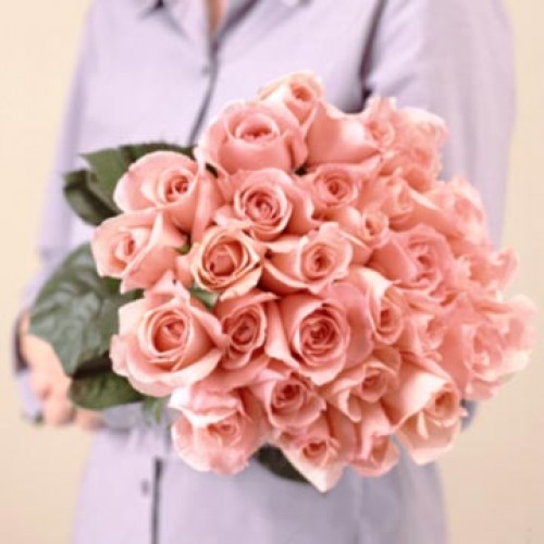2 dozen Peach Roses in a Bouquet