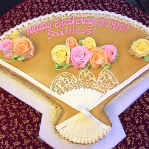 Marshmallow Cake Fan by Estrel's